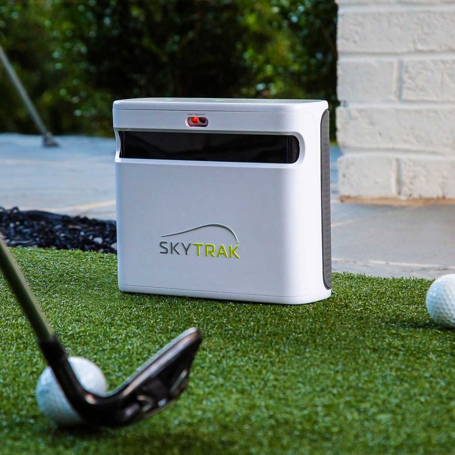 SkyTrak+ Golf Simulator | The Net Return Pro Series V2 Golf Package ...