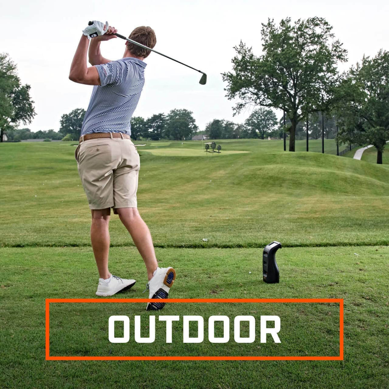 Bushnell Launch Pro Golf Simulator with PlayBetter SimStudio™ Package